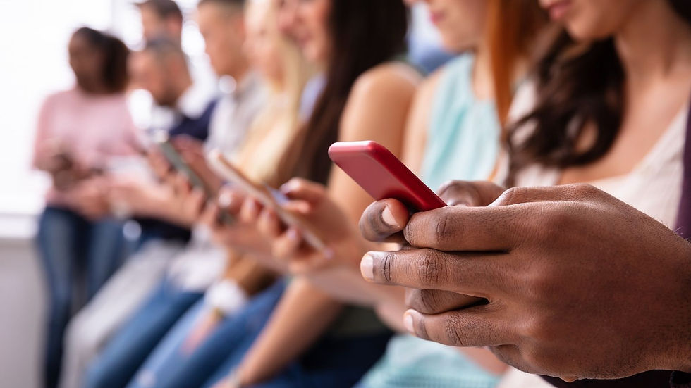 Three Reasons Why Teens Can't Resist Their Screens