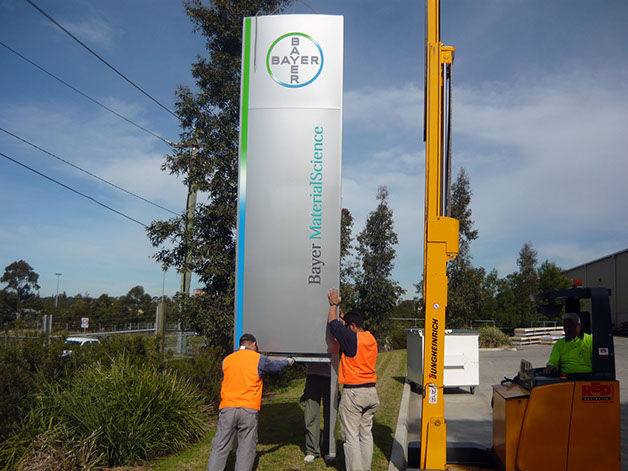 Signco Manufacturing | All signs in all materials | Nation-wide