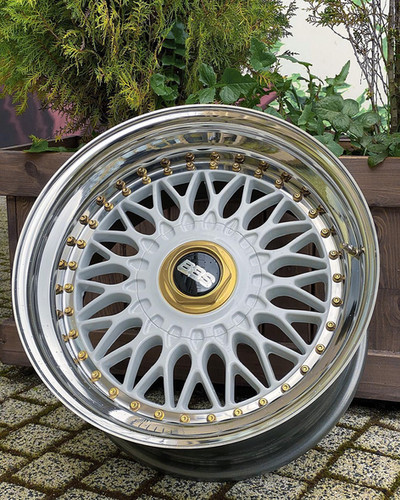 BBS RC090 17" 3 PIECE CUSTOM WHEELS | Classique Autowerks