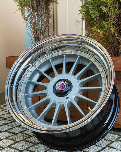BMW STYLE 32 19" 3 PIECE CUSTOM WHEELS | Classique Autowerks