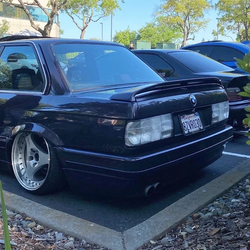BMW E30 LATE FACELIFT FULL CLEAR REAR TAIL LIGHT SET | Classique Autowerks
