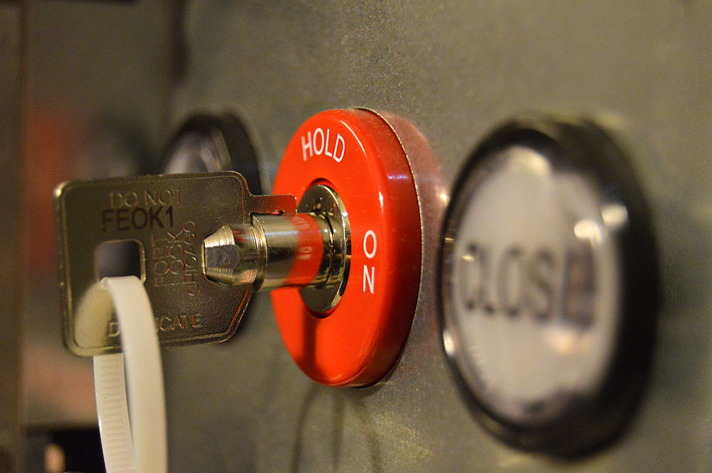 Lif BOMBA or Fireman's Elevator