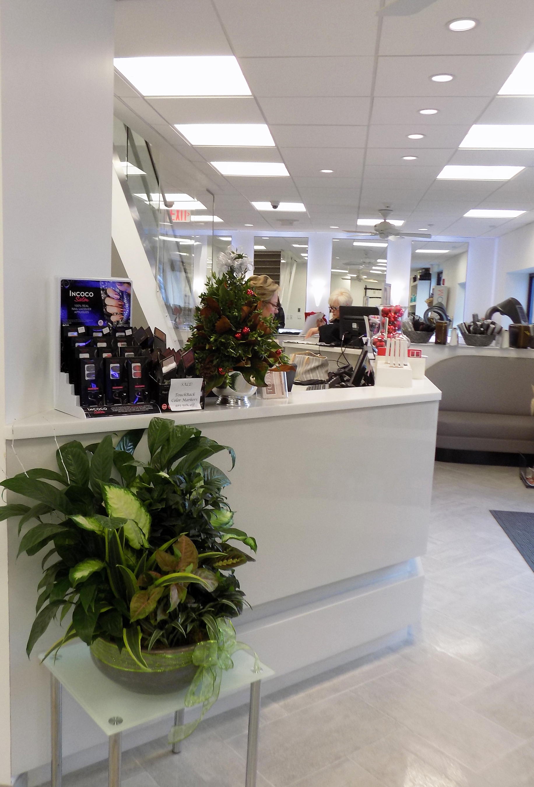 Total Look Salon & Spa | About