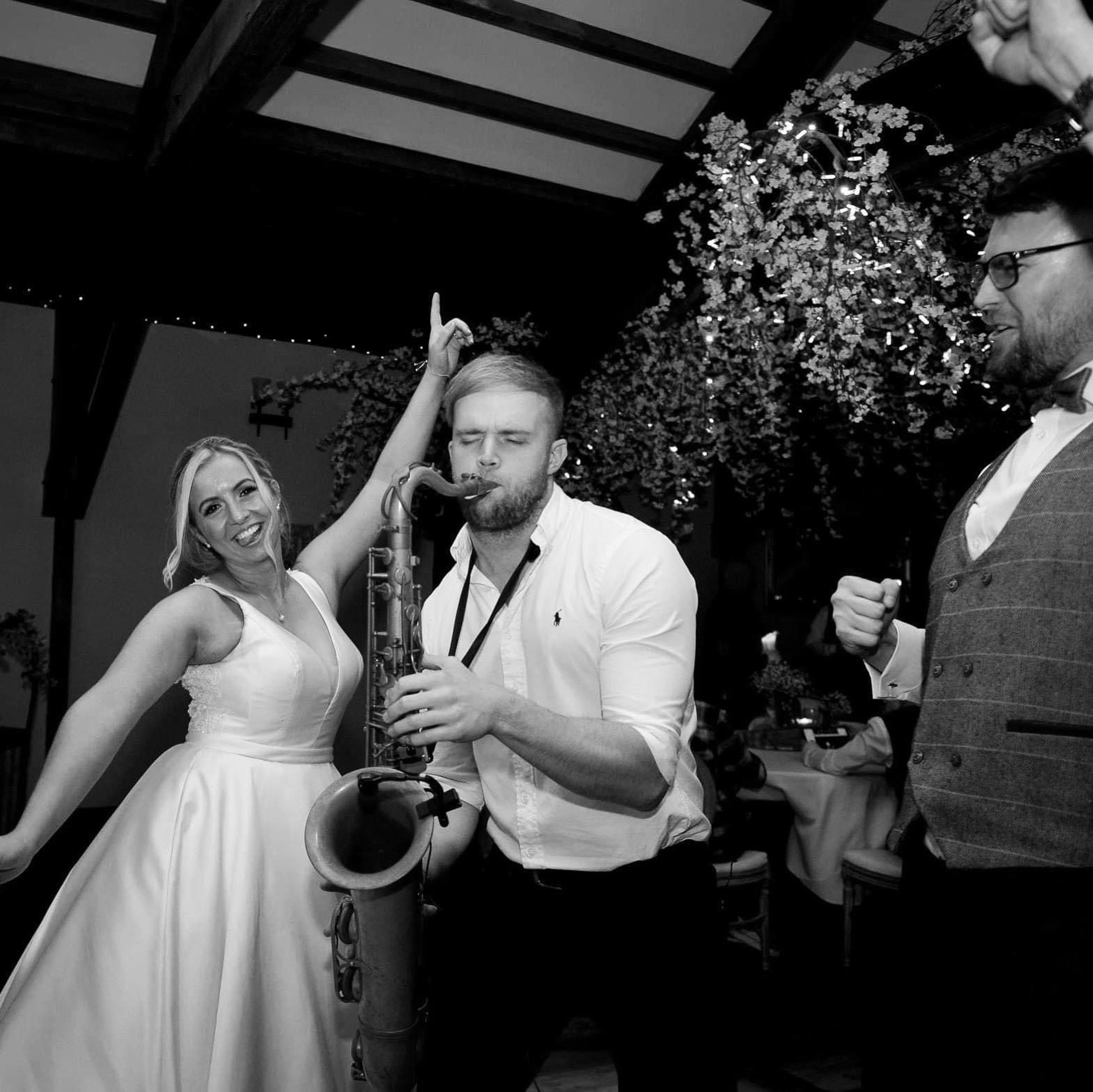 DJ and Sax | Pro Wedding DJs