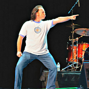 Nearly Neil Bobby Bruce's World Class Tribute to Neil Diamond - Bio