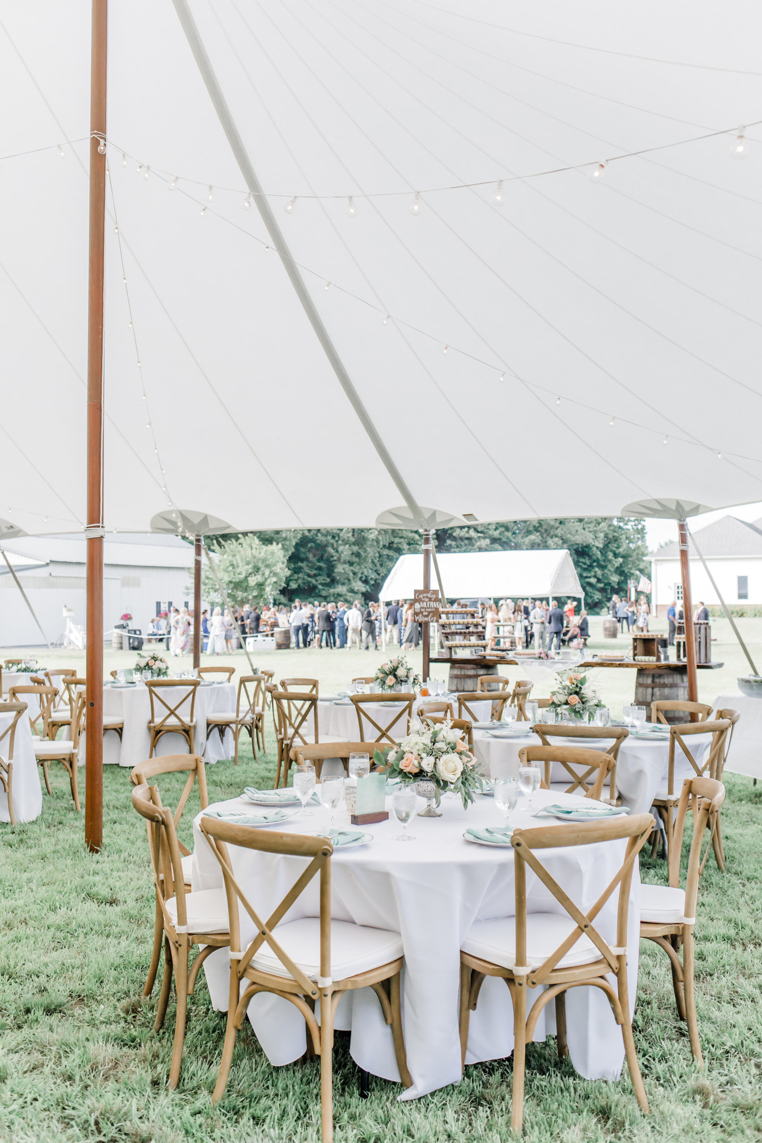 TABLES & CHAIRS | E S T E