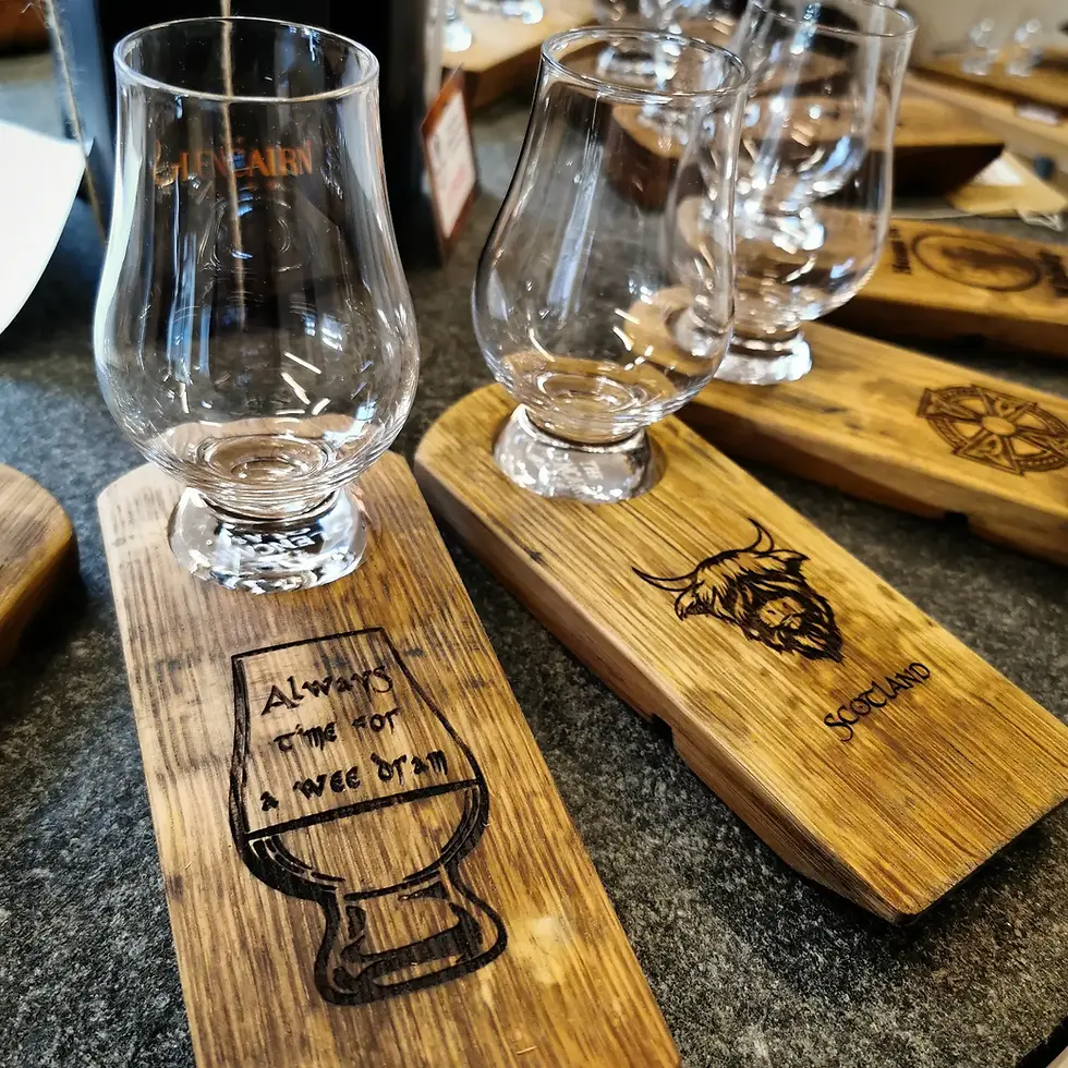 Oak stave with single Glencairn glass | White Stag Barrels