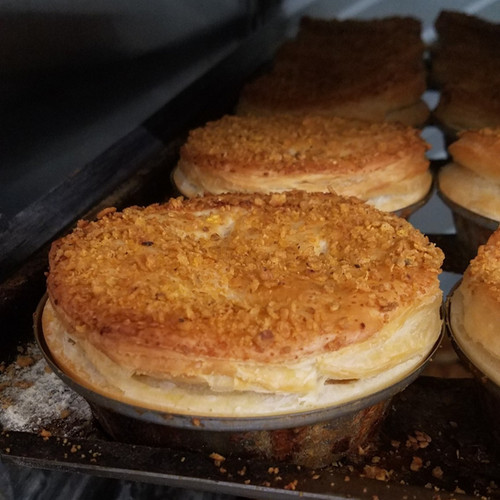 Chilli Beef Mince, Sour Cream & Cheese | Hope River Pies