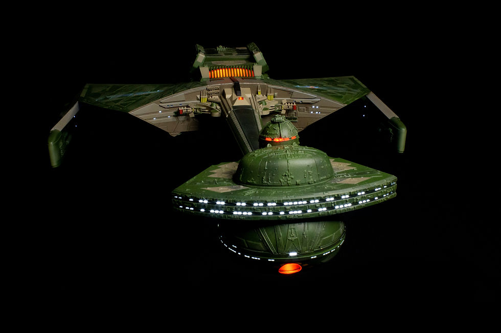 Klingon K't'inga Battle Cruiser photo gallery