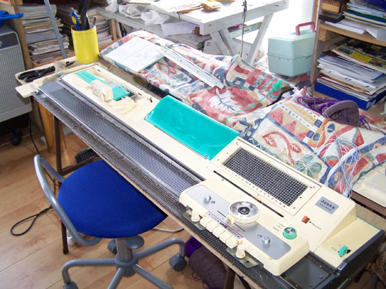 Jones KH800 Knitting Machines