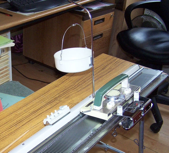 Knitmaster 250 Knitting Machine