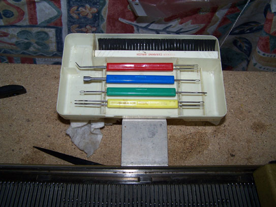 Passap Automatic with Ribber Knitting Machine