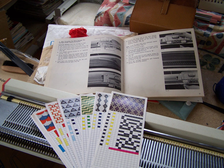 Passap F200 Knitting Machine