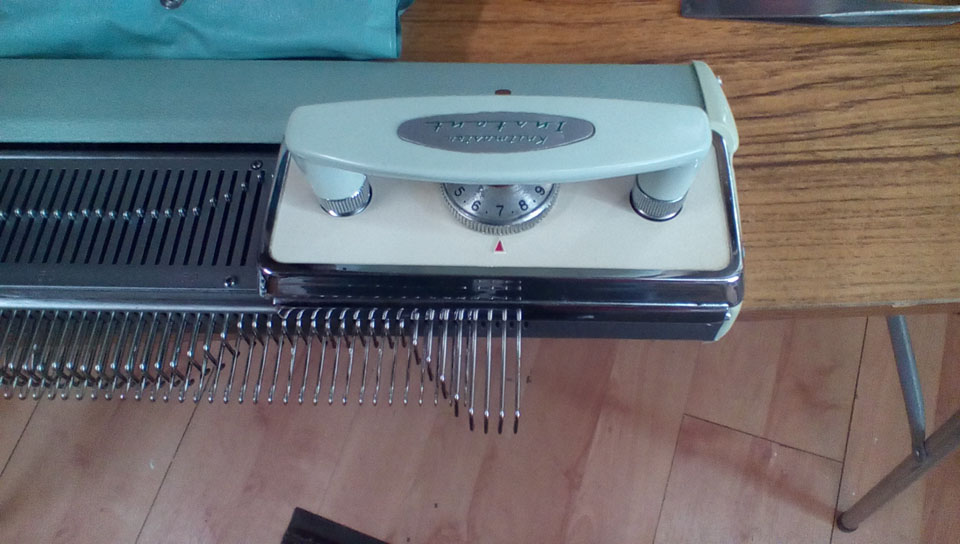 Knitmaster Instants Knitting Machine