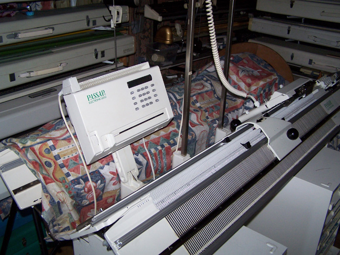 Passap/Pfaff Electronic E6000 Knitting Machine