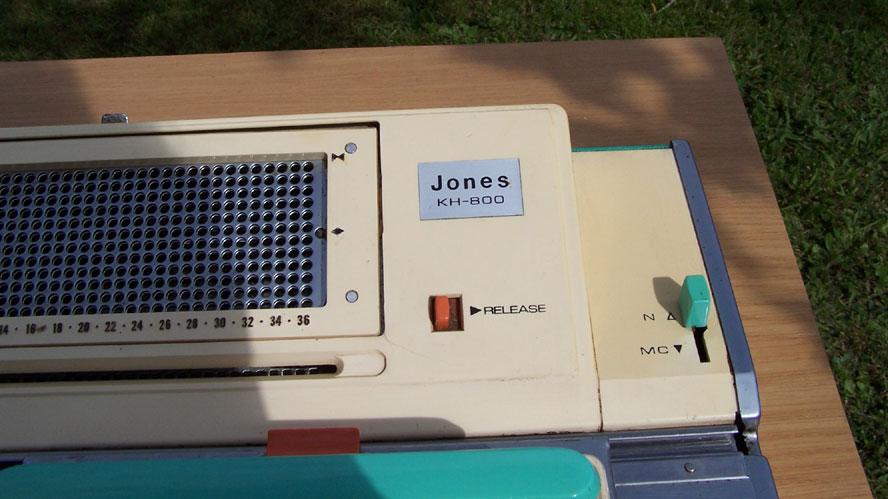 Jones KH800 Knitting Machines