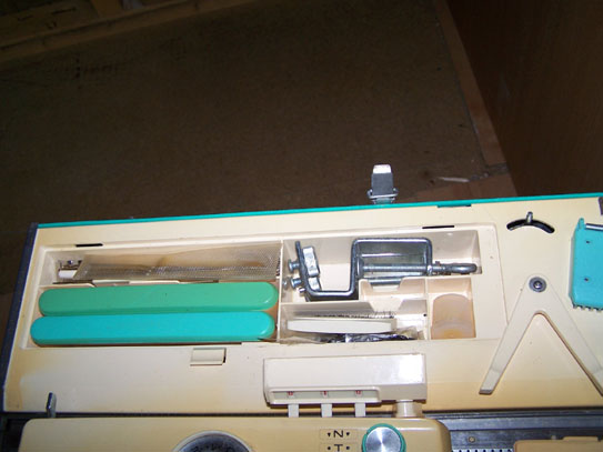 Jones KH800 Knitting Machines