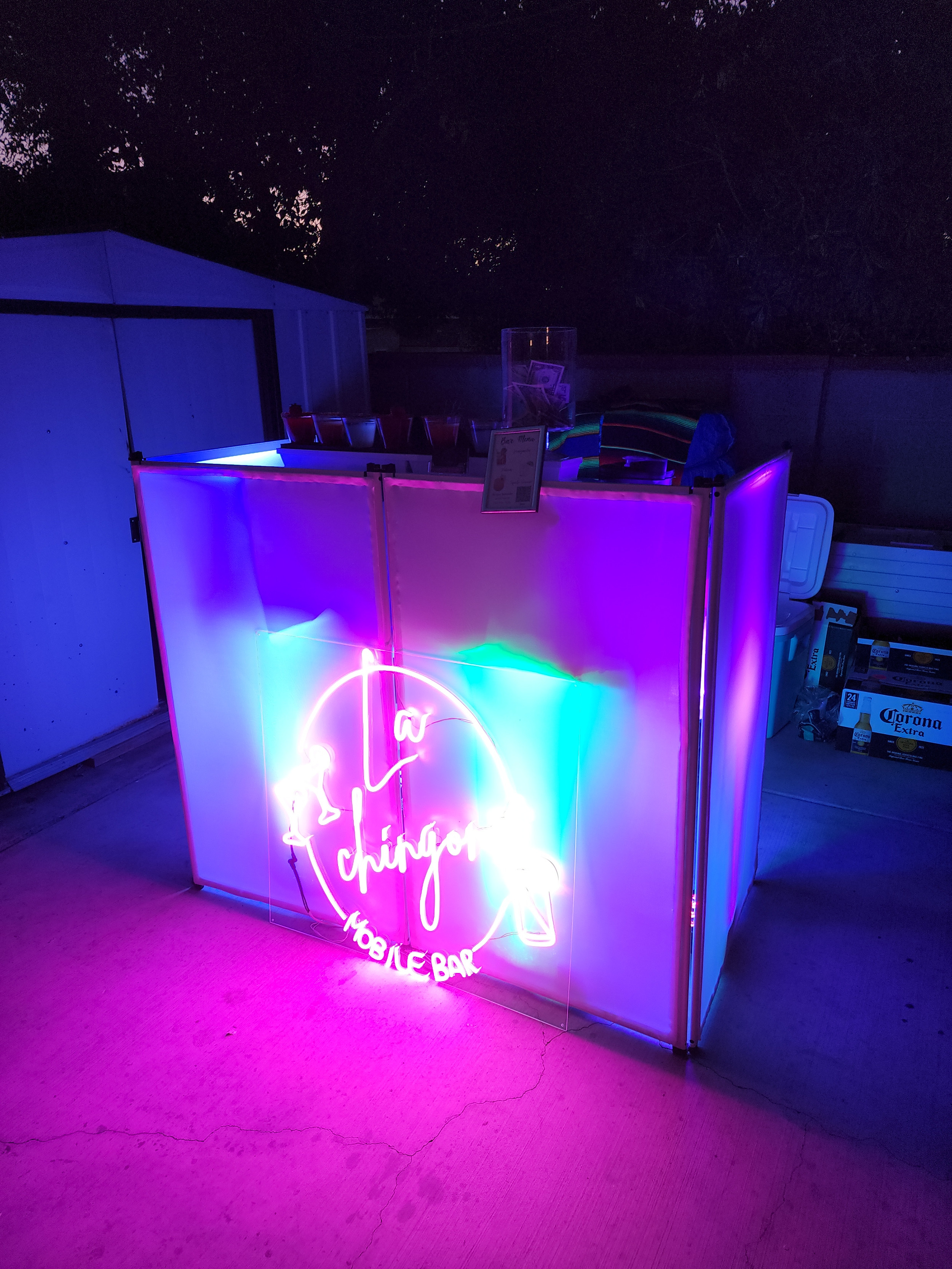 Mobile Bar in California USA