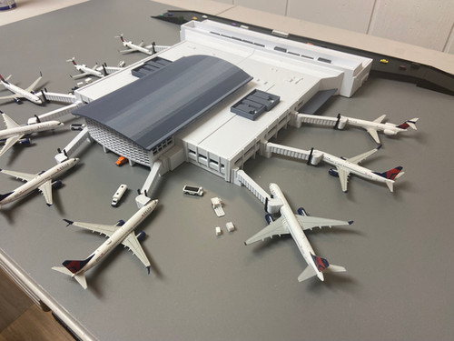 1/400 Scale Ft. Lauderdale Terminal 2 Model Airport Terminal #4010 ...