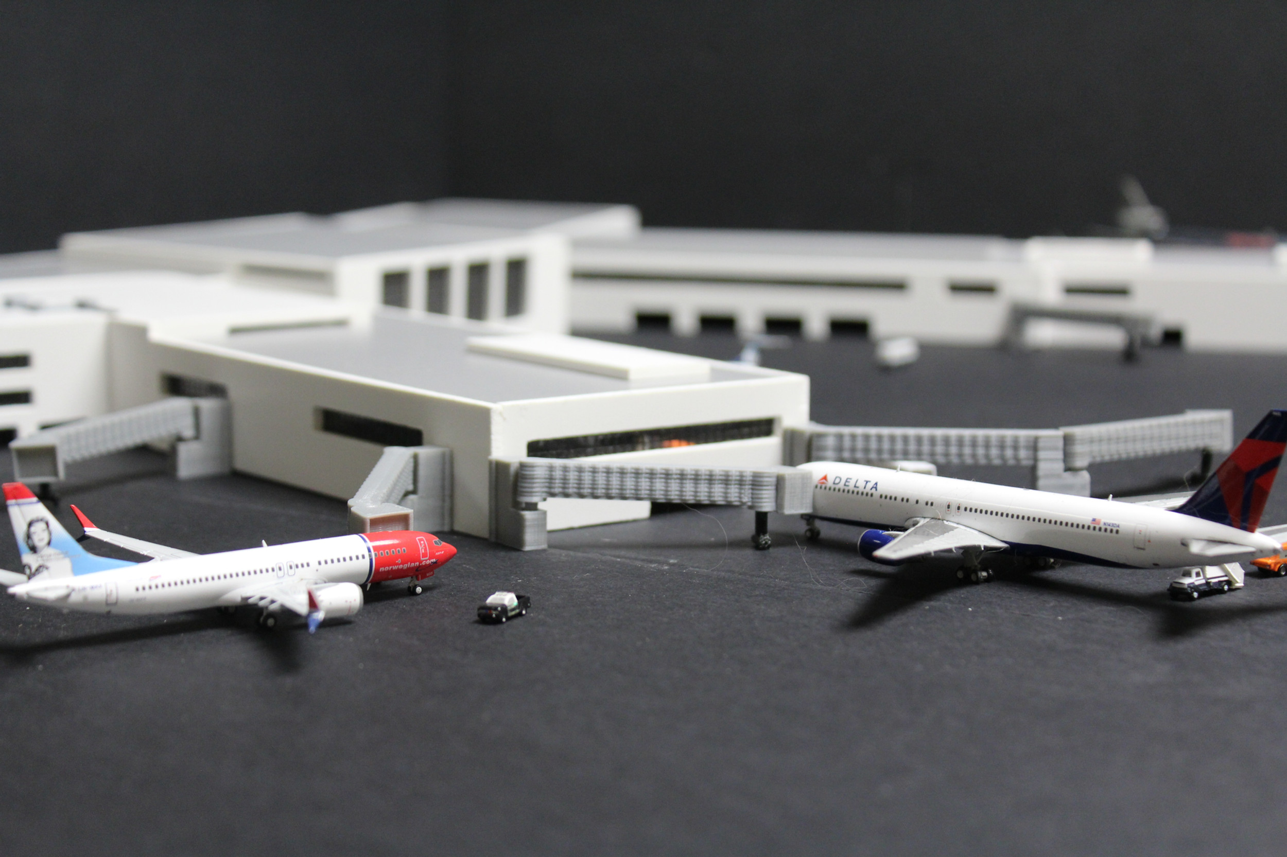 Model Airport Terminals | 1/400 Scale Collectors