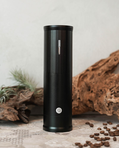 RUI coffee E-grinder | TheRedBeanbag