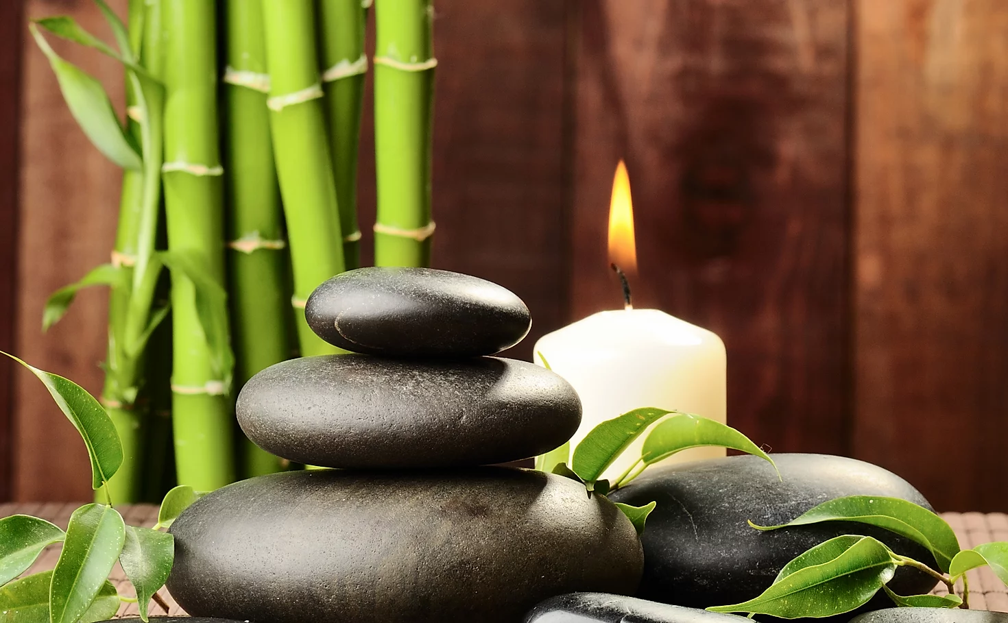 (add in) Hot/Cold-Stone Therapy | Holistique Spa