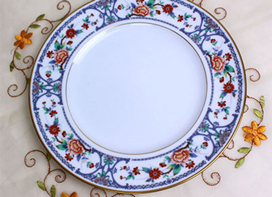 Romaine Dinner Plate