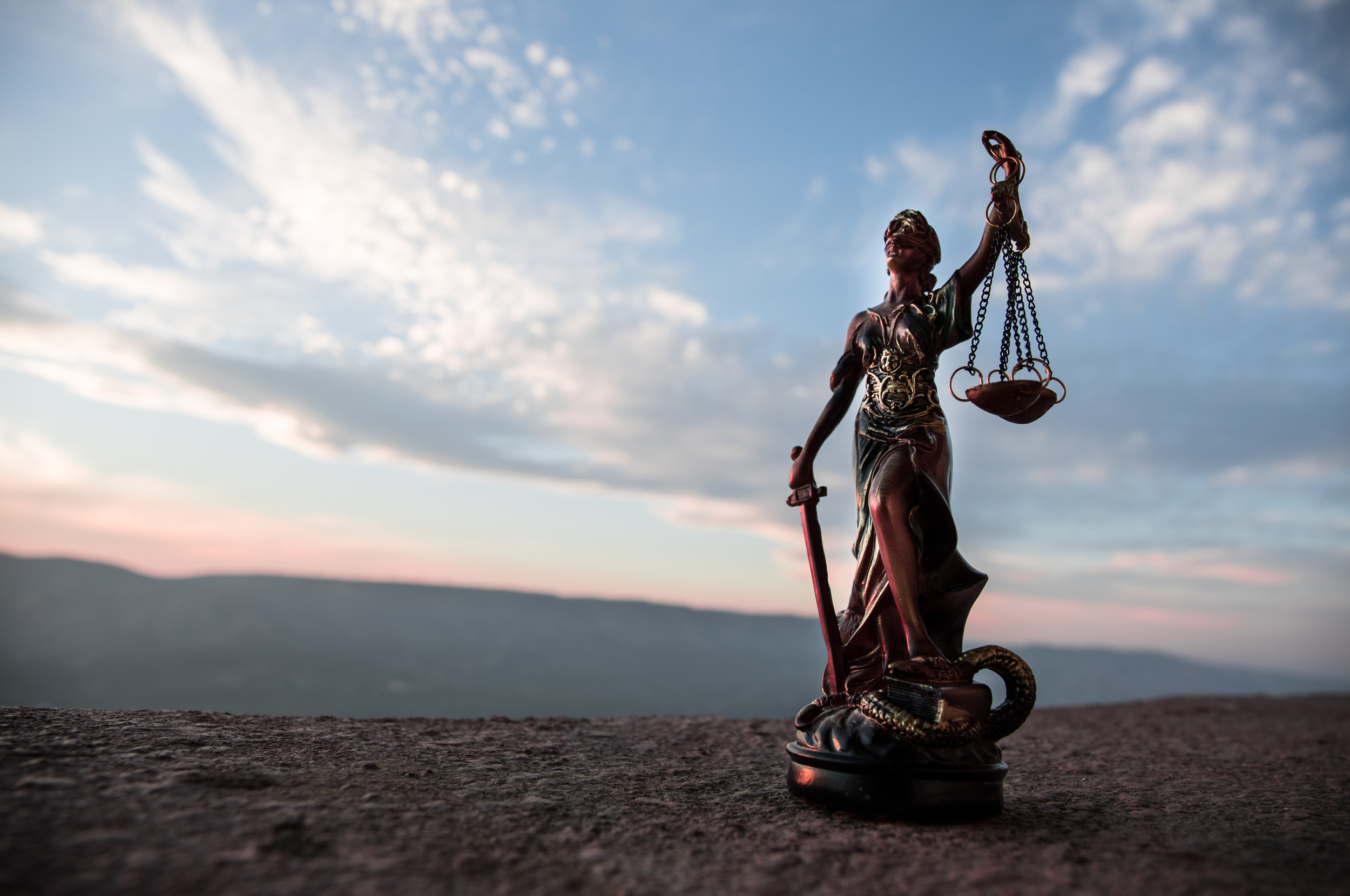 De-Risking AI with RightsWise Thinking | Ravit Dotan