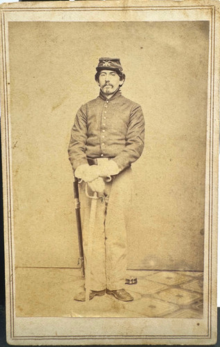 CDV of Confident Young Federal Cavalry Trooper wearing Gauntlets ...