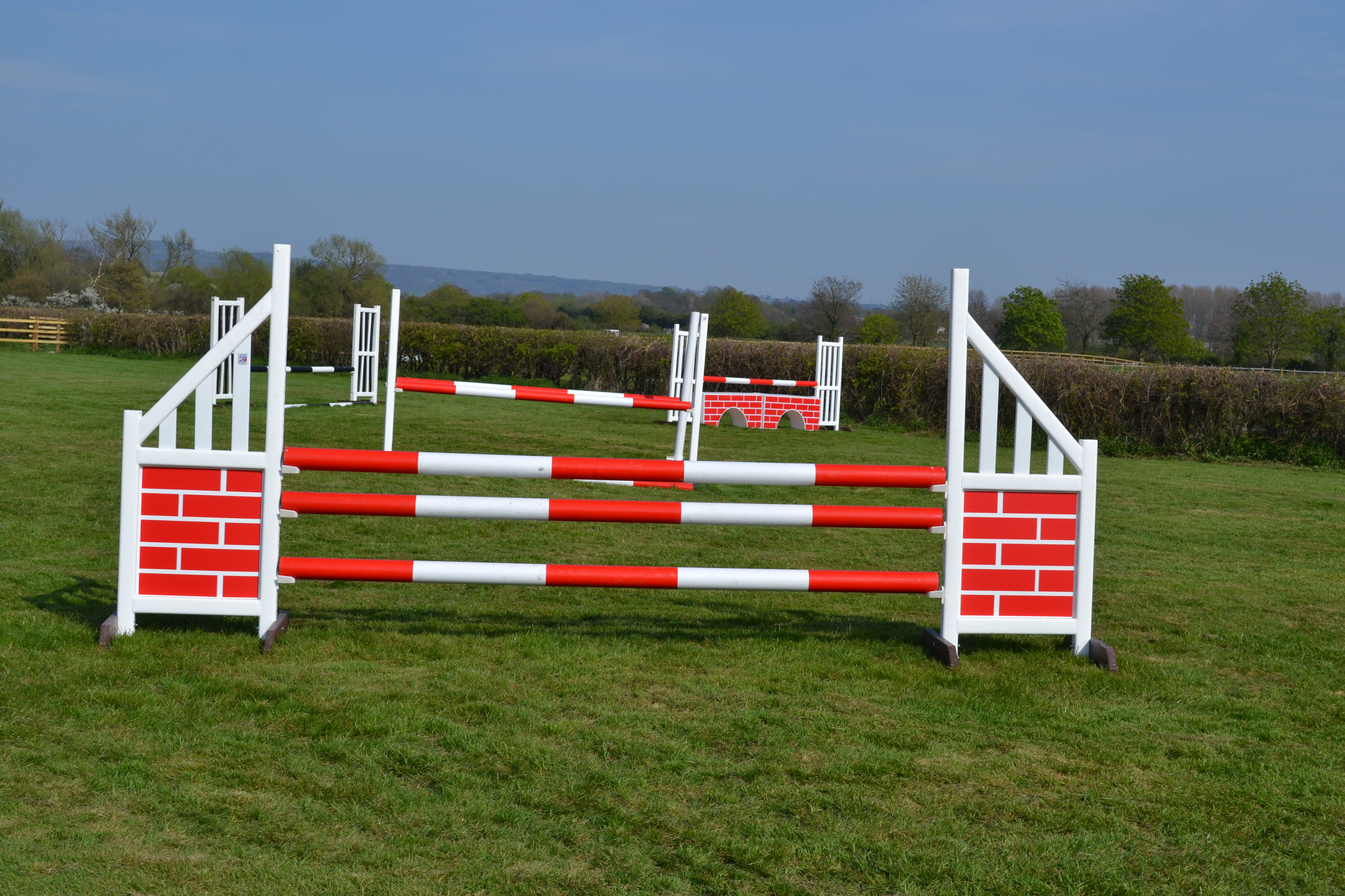 Grass Jumping Paddock - Upper Farm Equestrian, Chinnor, Oxfordshire