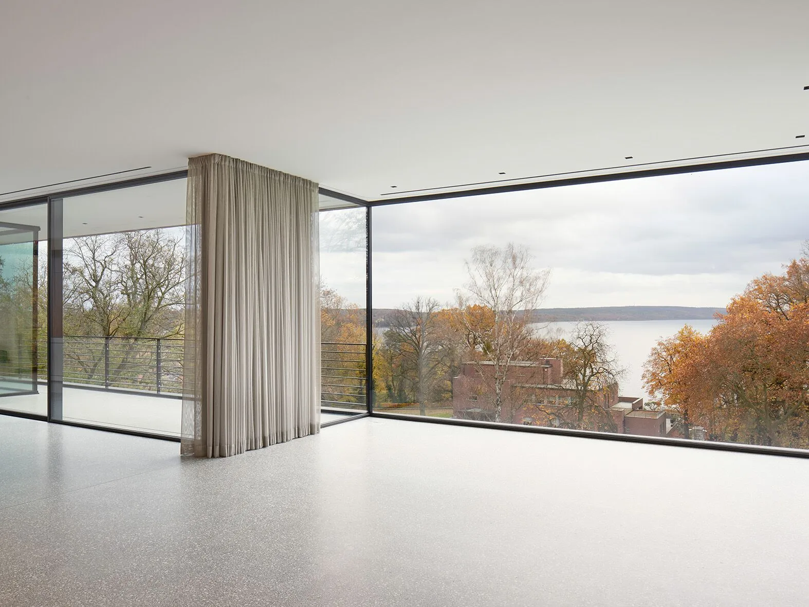 Fixed Windows | Green Mainland