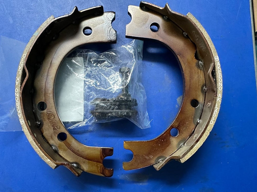 Genuine (toyota) Handbrake shoe and adjuster kit | Rocky garage