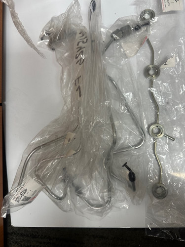 Genuine Daihatsu Fuel injector Hose 5 pce Kit Suit DL | Rocky garage