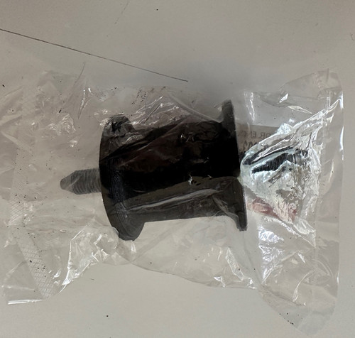 Genuine Daihatsu transfer case support mount | Rocky garage