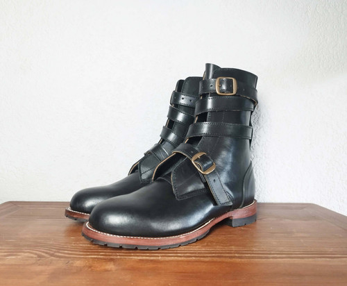 THOMPSON Black Leather TANKER Boots | vintos