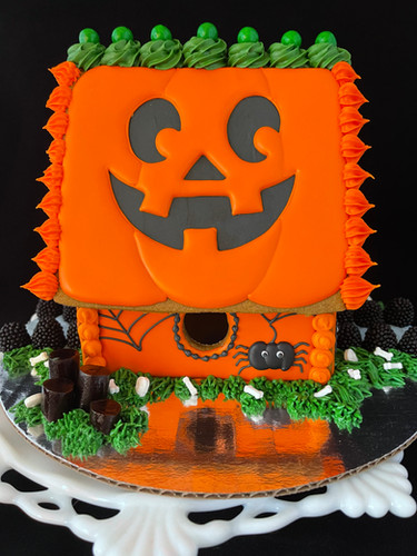 Happy/Scary Pumpkin House | The Cookie Room