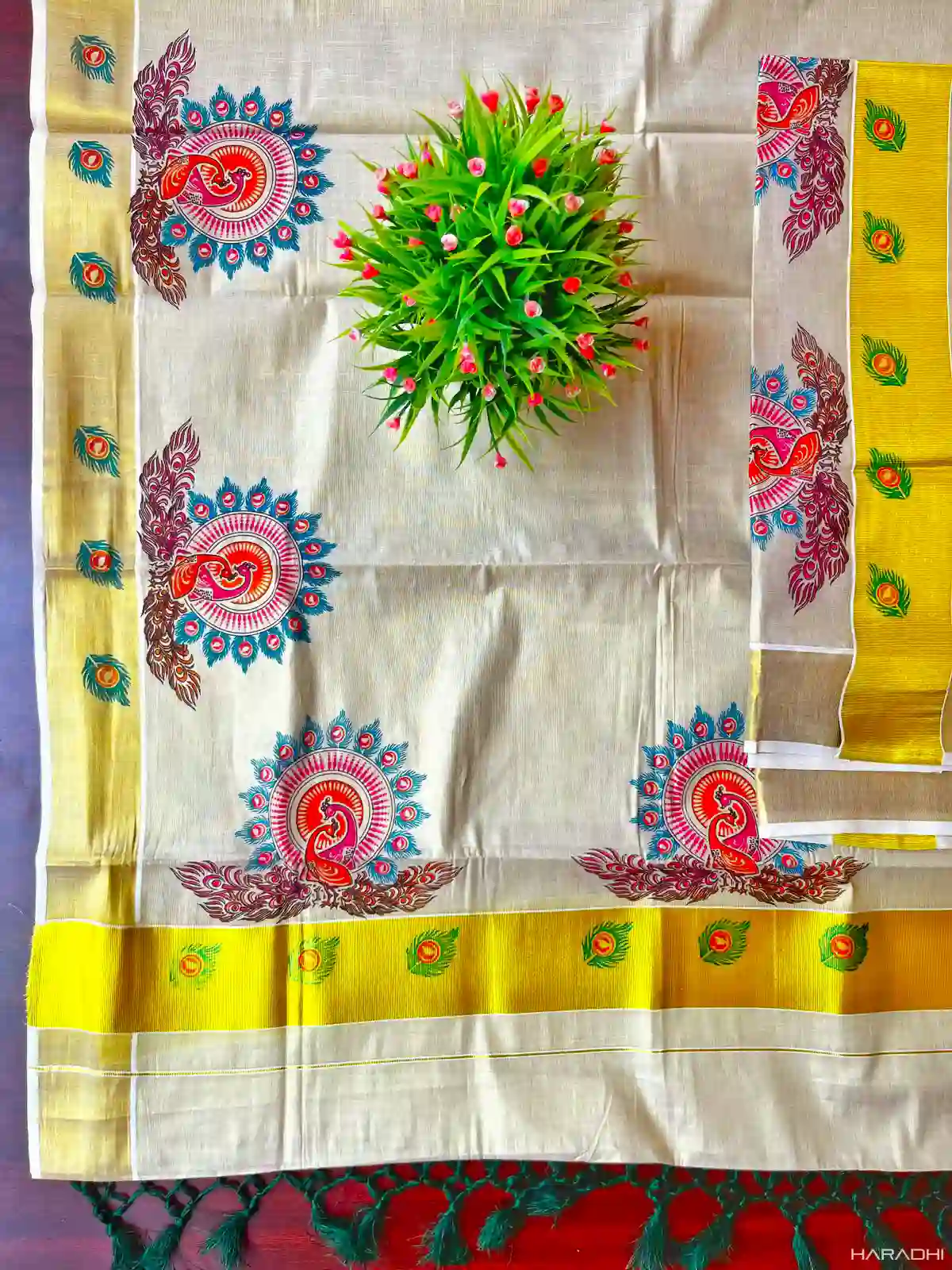 Peacock Designer Forest Green Tussel Tissue Setmundu | HARADHI