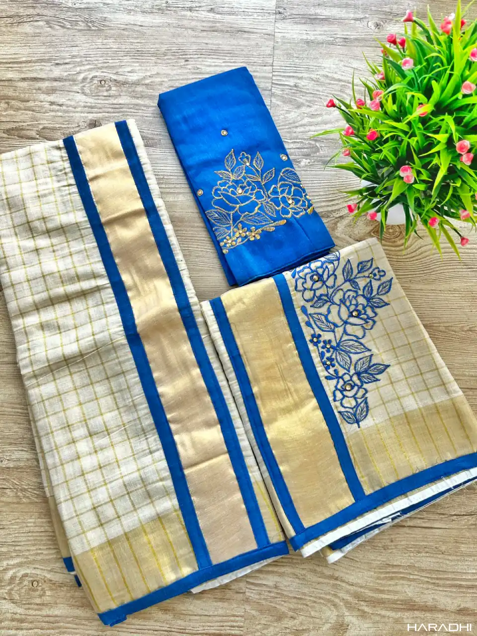 Buy Authentic Balaramapuram Set Mundu Online - Haradhi
