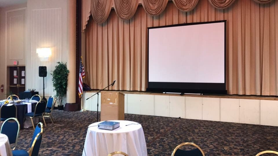 10ft Wide Projector Screen Rental