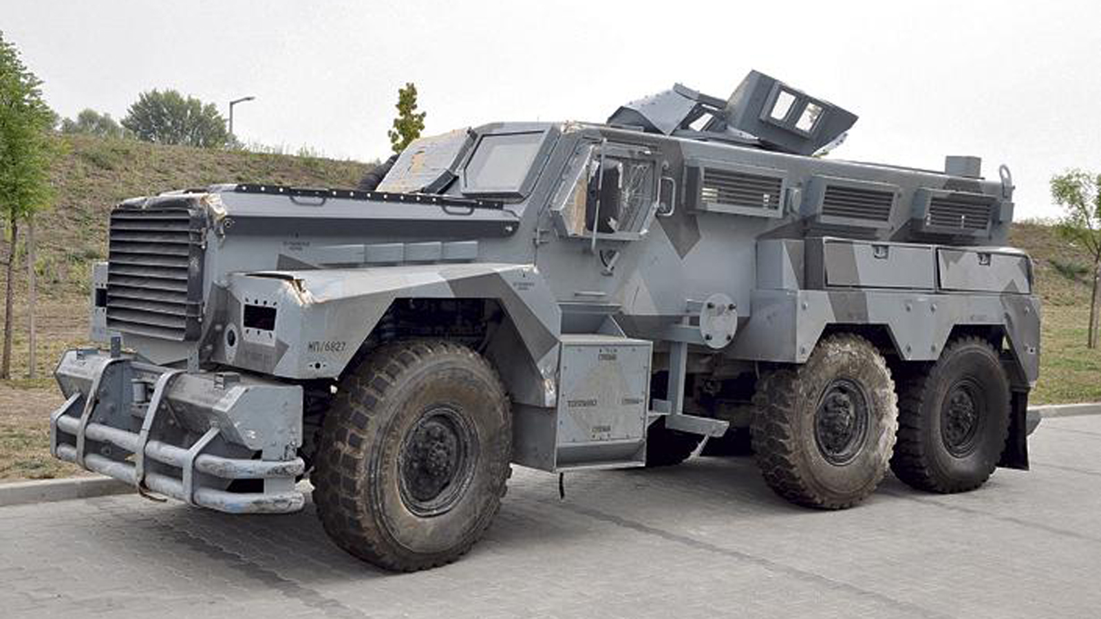 MRAP - DieHard 5 movie vehicle | tmcars