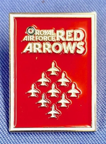 Red Arrows - Logo & Aircraft Pin Badge | LancasterAssociation