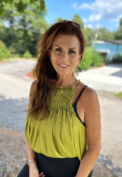 OUR TEAM | Majuredecor