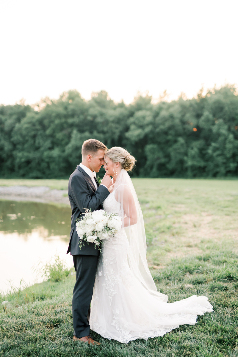 Summer Wedding at Murray Wedding Venue, The Barn at White Oaks