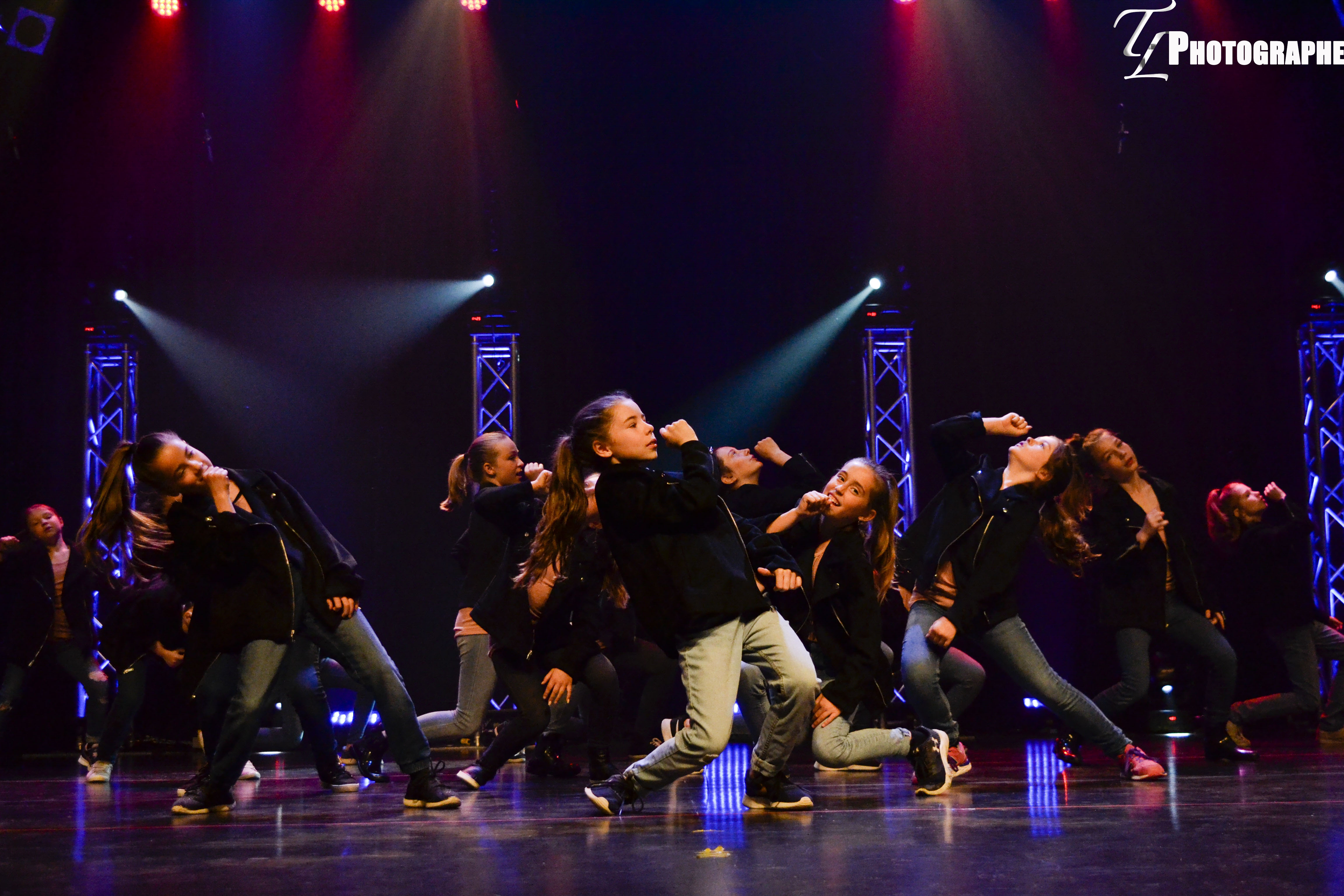 STUDIO J DANSE | STE-JULIE | Accueil