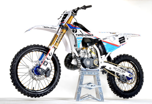 ENTER TO WIN THNDRCRAKR // mXrevival's 2002 Yamaha YZ250 Build | mXrevival