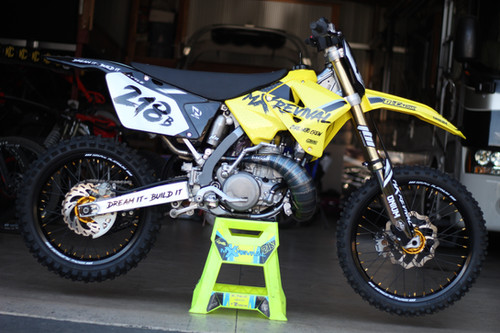 SM PRO PLATINUM WHEEL SETS // Suzuki RM - RMZ | mXrevival