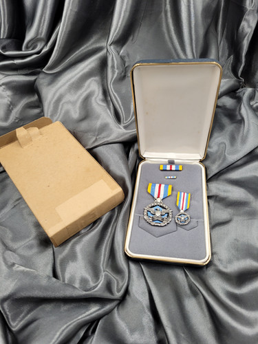 US ARMED FORCES DEFENSE SUPERIOR SERVICE MEDAL | The War Front