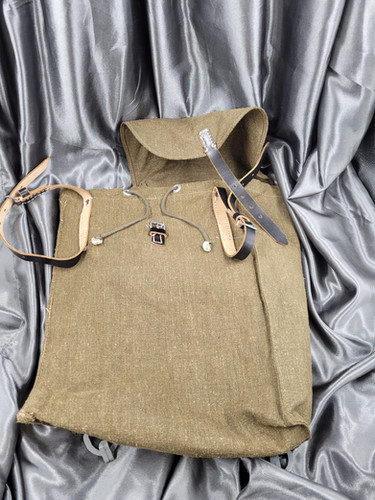 WWII GERMAN ARTILLERY RUCK SACK | The War Front