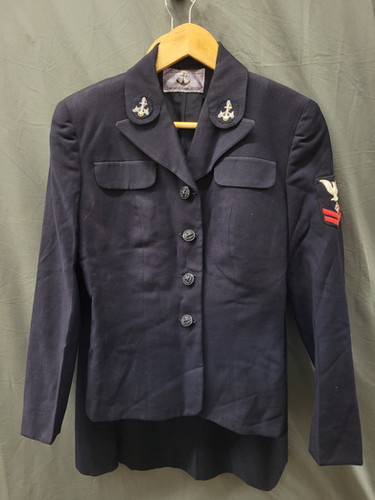 WWII US NAVY WAVES GUNNERY INSTRUCTOR UNIFORM | The War Front