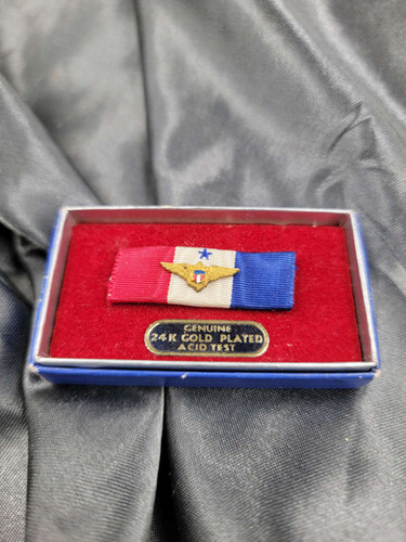 WWII VICTORY SWEETHEART PIN | The War Front